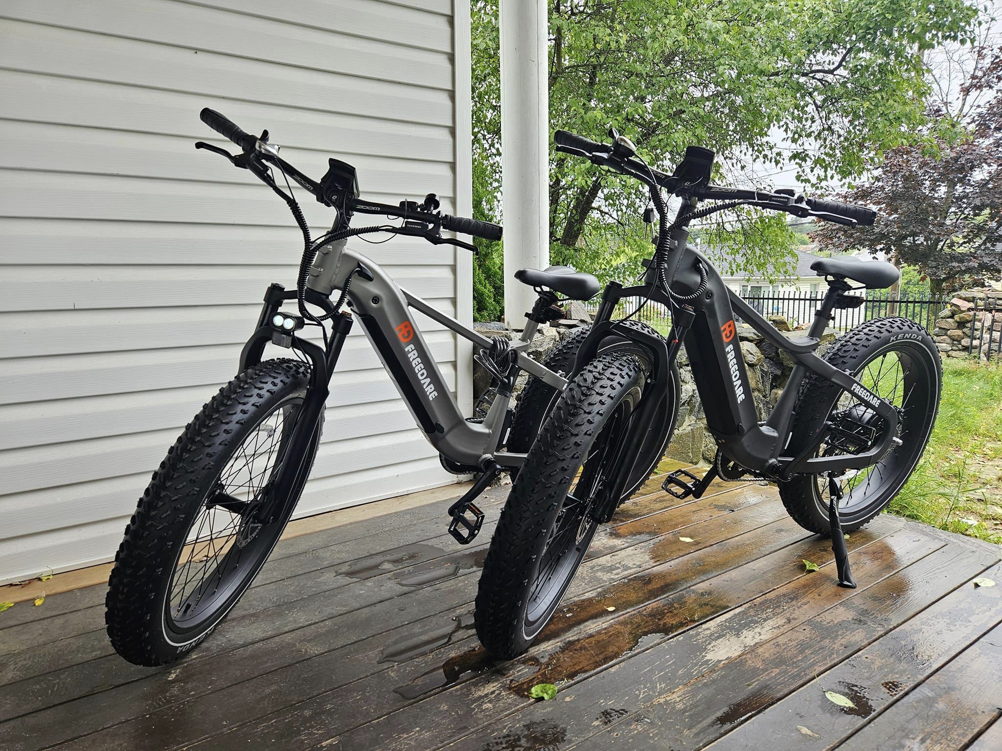Understanding the Maximum Range of Electric Bikes – Freedare