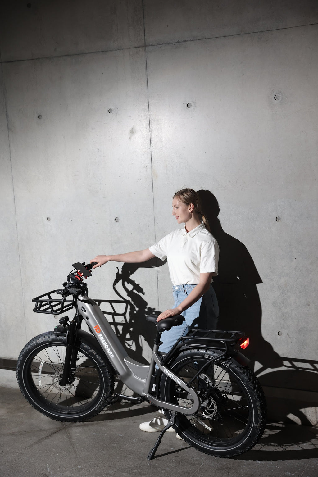 Freedare Eden Step-thru Electric Bike with APP Control